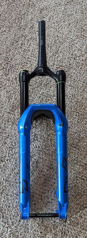 2022 DVO Diamond 29" Blue Boost Fork For Sale