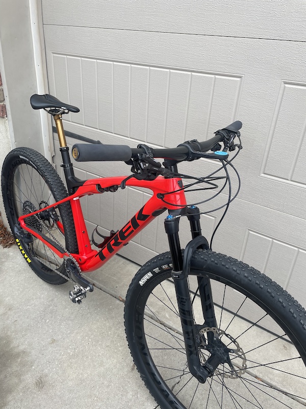 2021 Trek Supercaliber 9.8 size L For Sale