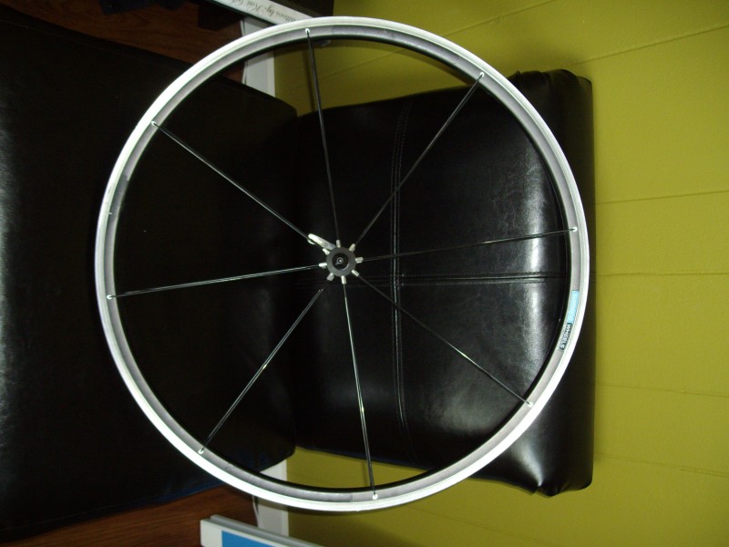 Shimano r540 fnt wheel For Sale
