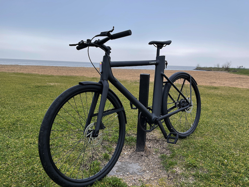 2021 Cowboy 3 Electric Bike - w/ lock and original charger For Sale