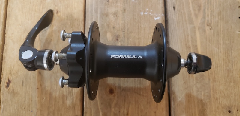 2004 Vintage Formula Front hub For Sale