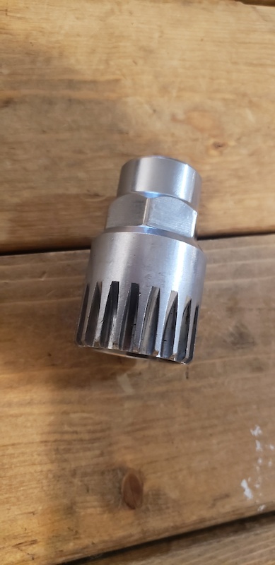 ISIS bb tool For Sale