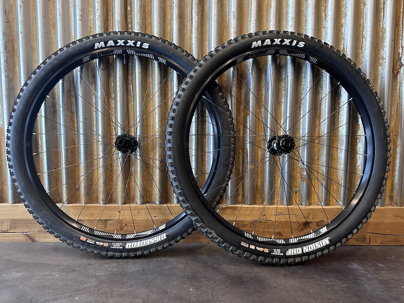 EThirteen TRS+ Wheelset w/ Maxxis For Sale