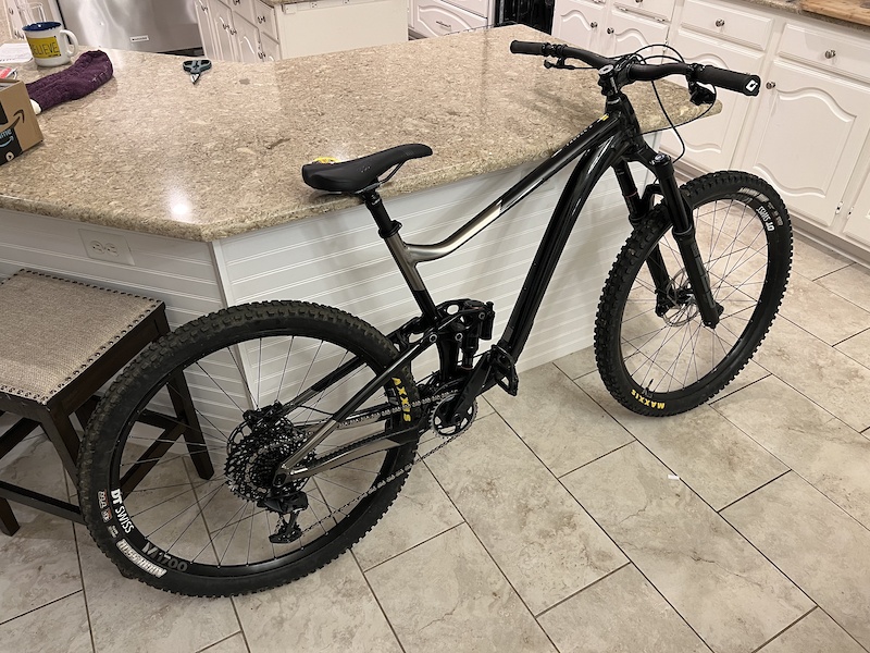 2022 New Giant Trance X 29er Custom Build For Sale