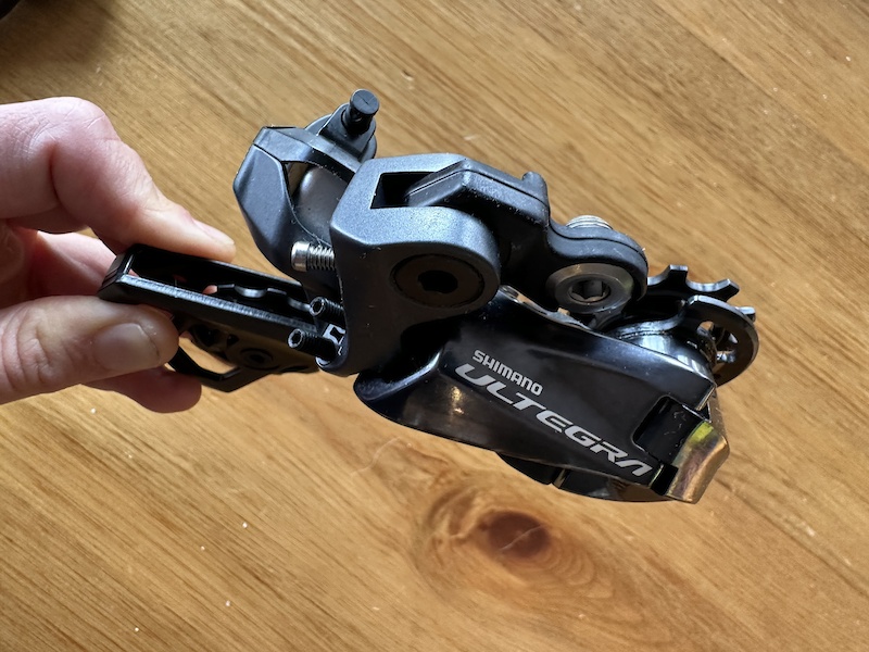 2019 Shimano Ultegra Di2 RD-R8050 Rear Derailleur For Sale