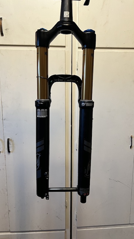 2019 Fox Factory 36 Grip2 150 w/170mm air spring For Sale