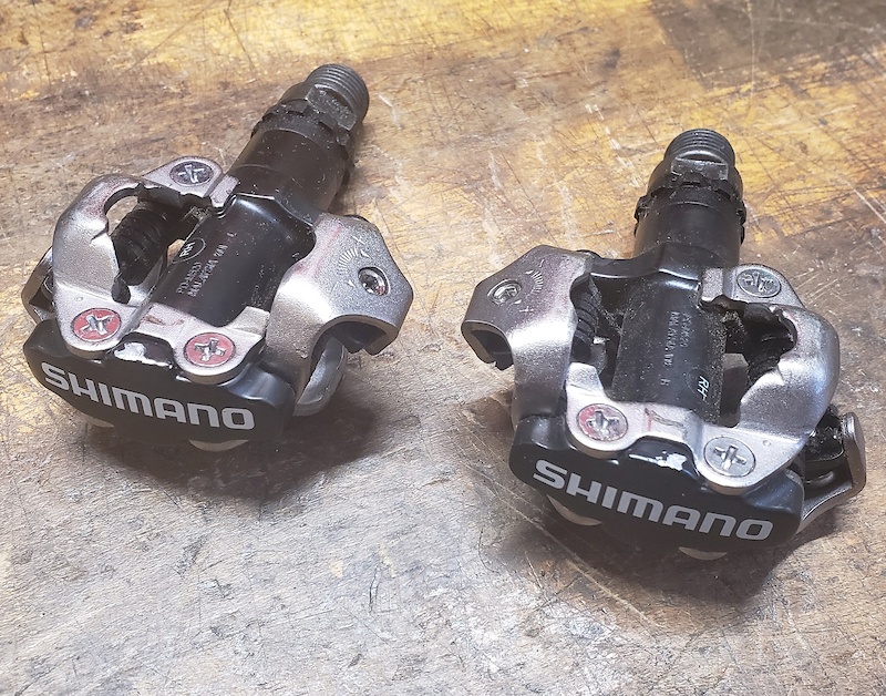 Shimano PD-M520 SPD Clipless Pedals FREE Shipping For Sale