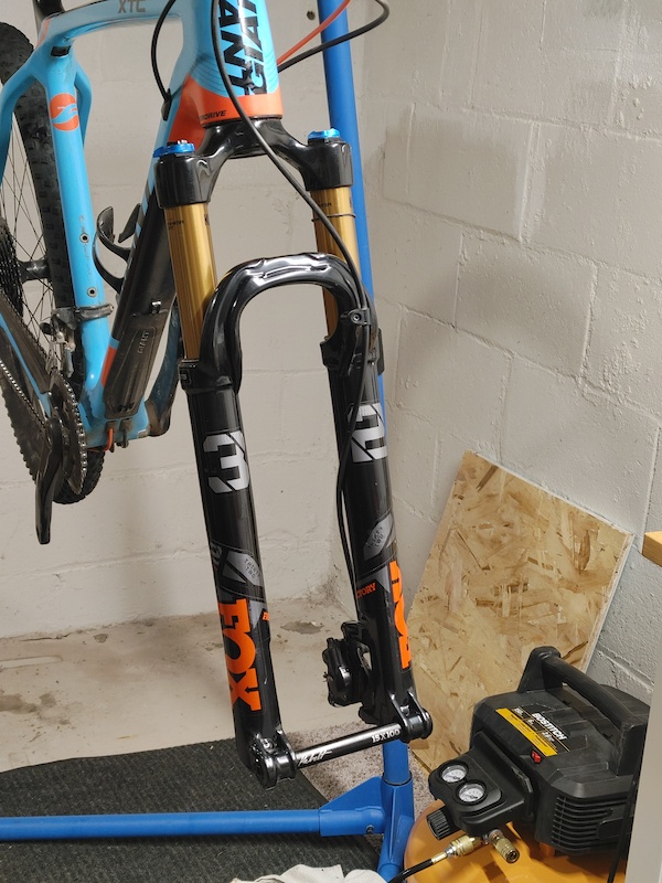 2021 Fox Factory SC 32 27.5 15x100 FIT4 EUC For Sale