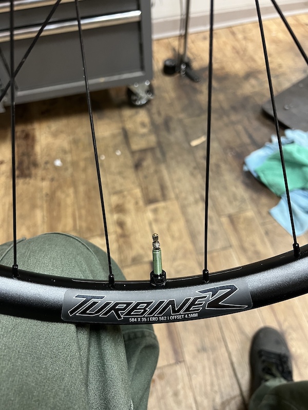 2022 Nice Mullet wheelset on high engagement hub + cushcore For Sale