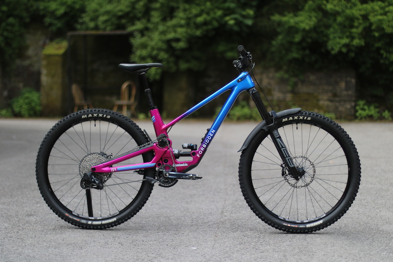 2021 Forbidden Dreadnought FRAME+SHOCK For Sale