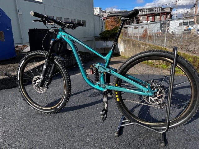 2022 Kona Process 134 custom, Medium For Sale