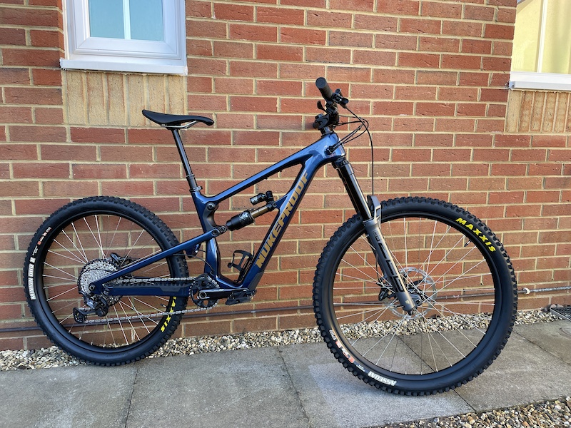 2022 Nukeproof Mega 297 Carbon - Medium - Mixed Wheel For Sale