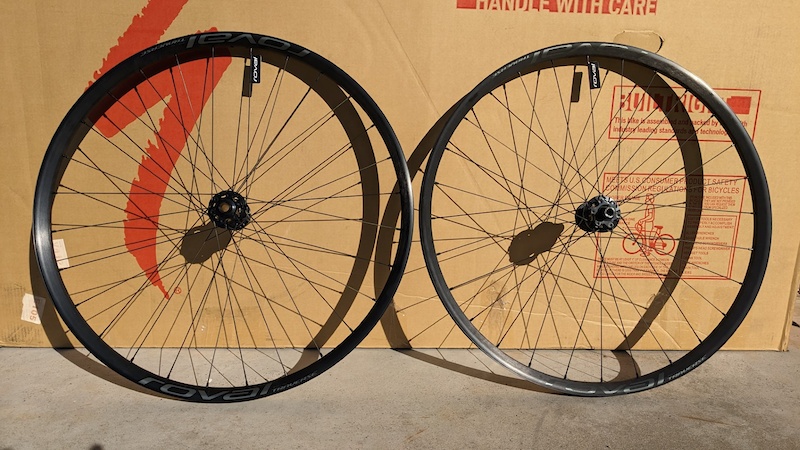 2023 BRAND NEW ROVAL TRAVERSE 29 30ID HAND BUILT WHEELSET For Sale