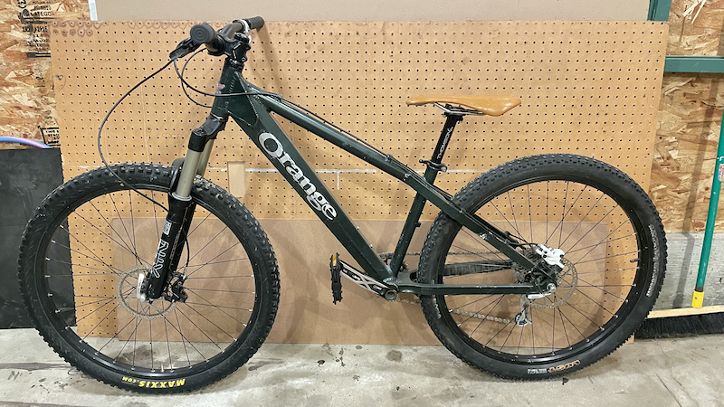 2006 Orange Sub Zero For Sale