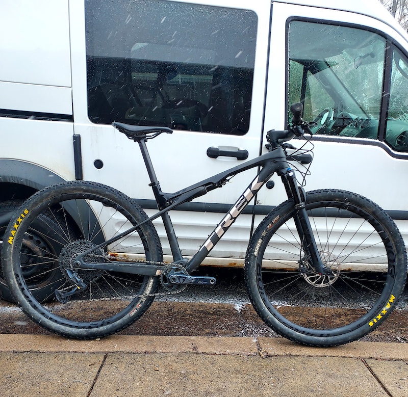 2022 Trek Supercaliber 9.8 GX M/L For Sale