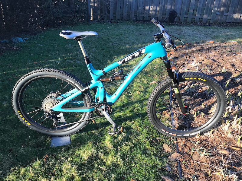 2015 Yeti SB6 - Loaded with Carbon and High End Components For Sale