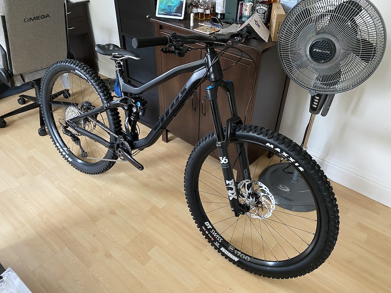 2020 Vitus Sommet 29 VRS in Covert Black For Sale
