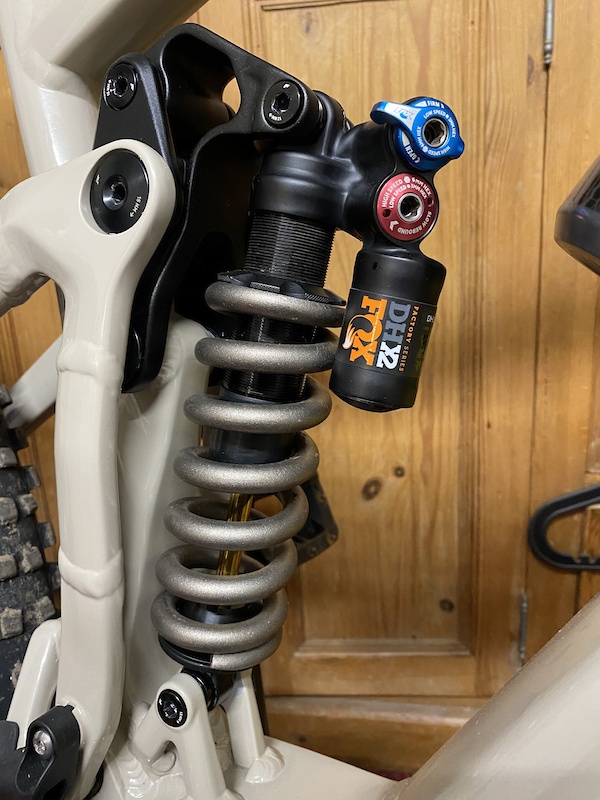 2021 Fox DHX2 (230mm x 65mm) For Sale