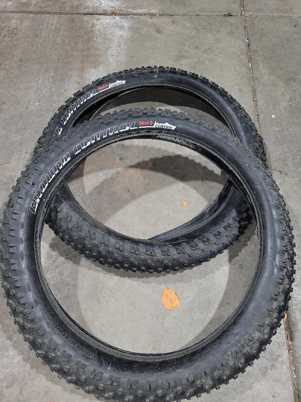 Specialized Ground Control 26" x 4.6" tires For Sale