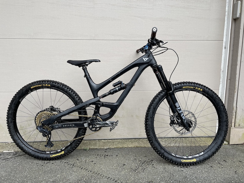 2018 YT Capra Pro 27.5 size medium For Sale