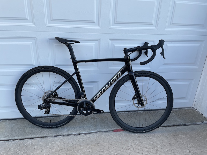 2022 Specialized Allez Sprint Black and Silver For Sale