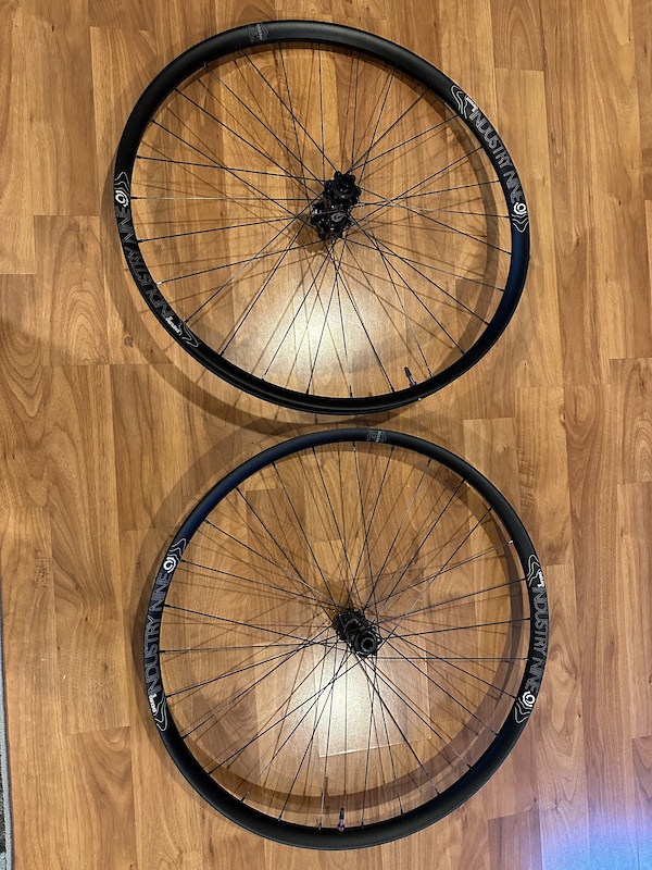 2022 I9 Enduro S and Hydra Hub Wheelset For Sale