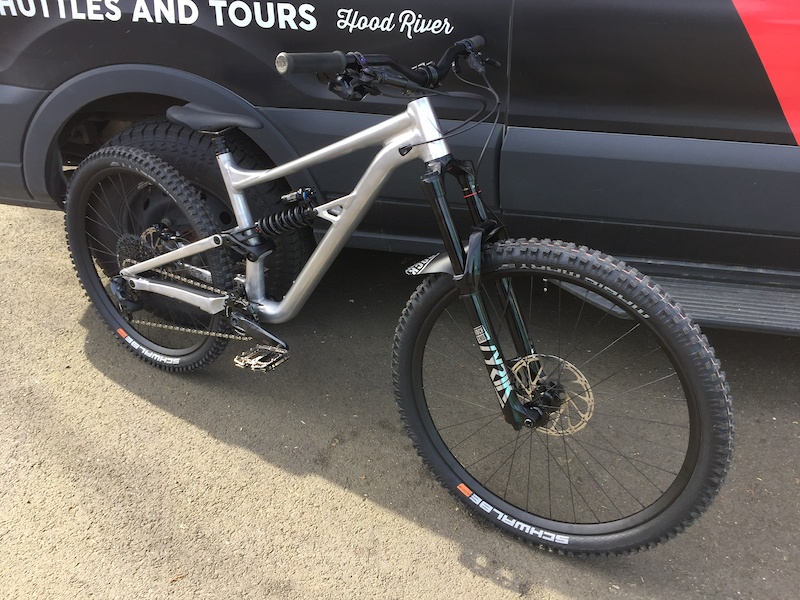 2021 Specialized Status 160 For Sale