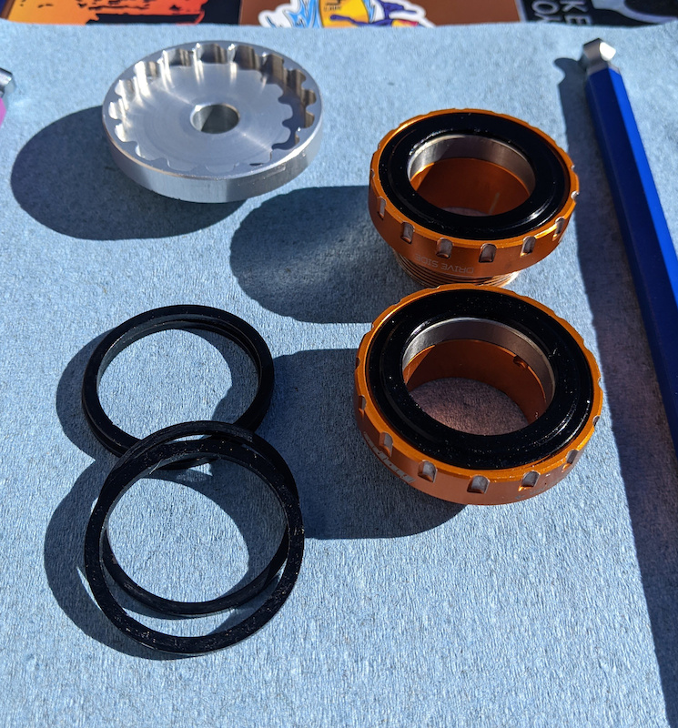 2022 Hope BSA 30 Bottom Bracket with Installation Tool For Sale