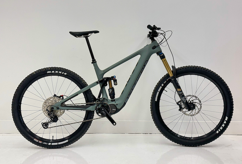 2022 Yeti 160E T1 - Large, Rhino For Sale