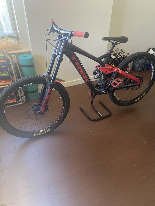 2016 Trek Session 88 Medium Frame 27.5 For Sale