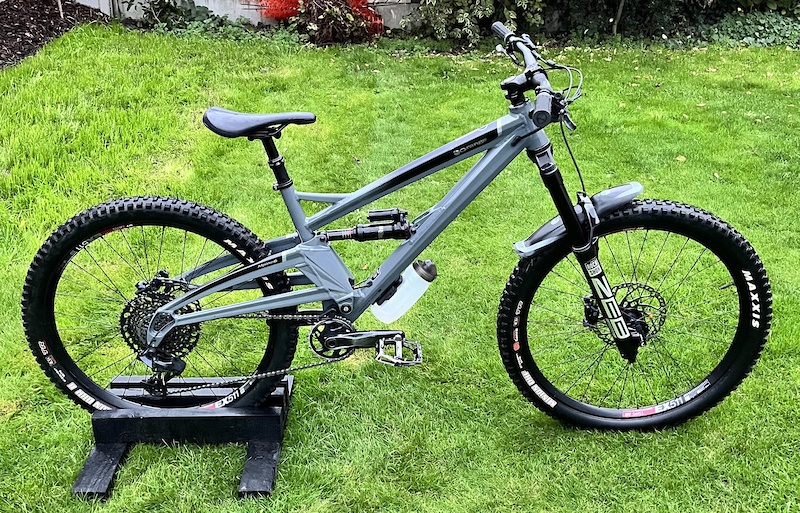 2021 Orange Alpine 6 RS Medium Norlando Grey 650b For Sale