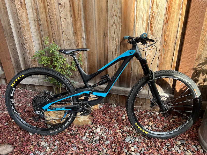 2018 YT Capra - AL Comp For Sale