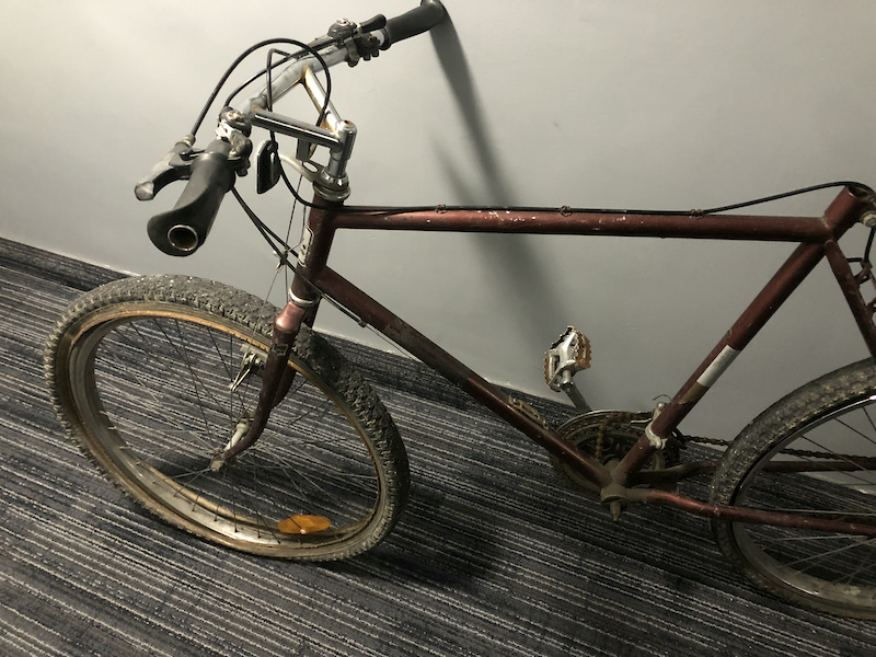 Venture Mtn Bike - Frame / Forks / Sug Crank Set For Sale