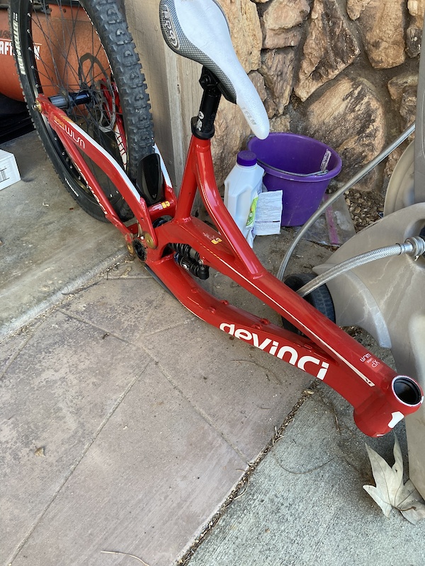 2012 Devinci Wilson frame size large For Sale