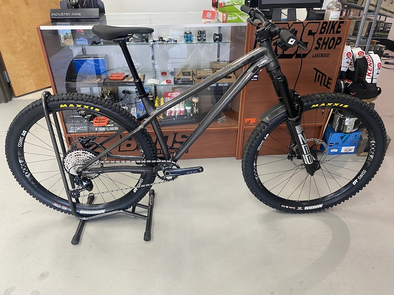 2022 Commencal Meta HT / AM MEDIUM Race Dark Slate W/ ZEB For Sale