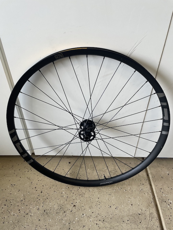 2022 Nukeproof Horizon V2 Front Wheel - 29” For Sale