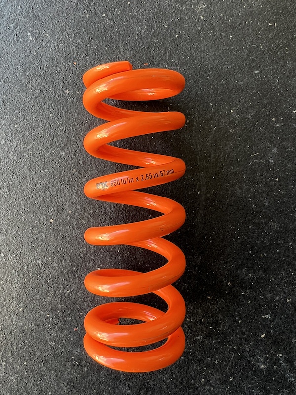 2022 Fox SLS Orange Spring 2.65” / 67mm 650 lb For Sale
