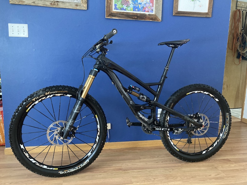 2016 YT Industries Capra Medium For Sale
