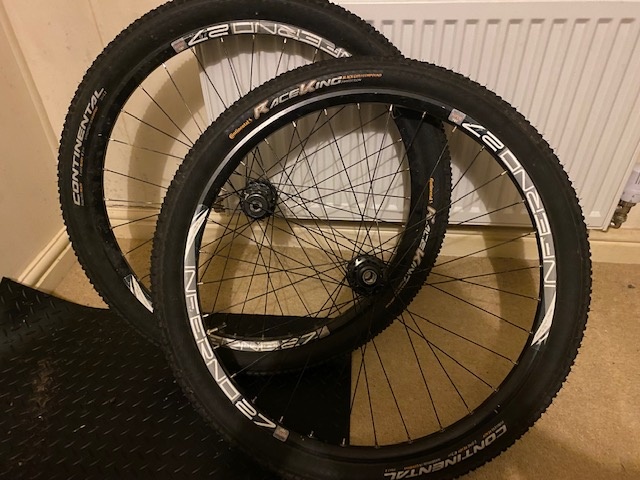 Hope pro 2 hubs Inferno 27 rims For Sale