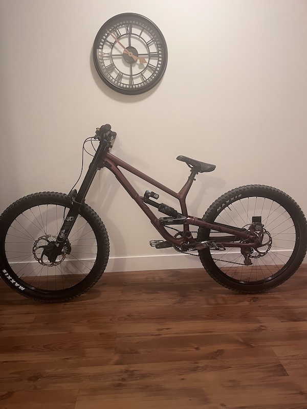2022 Commencal Furious For Sale