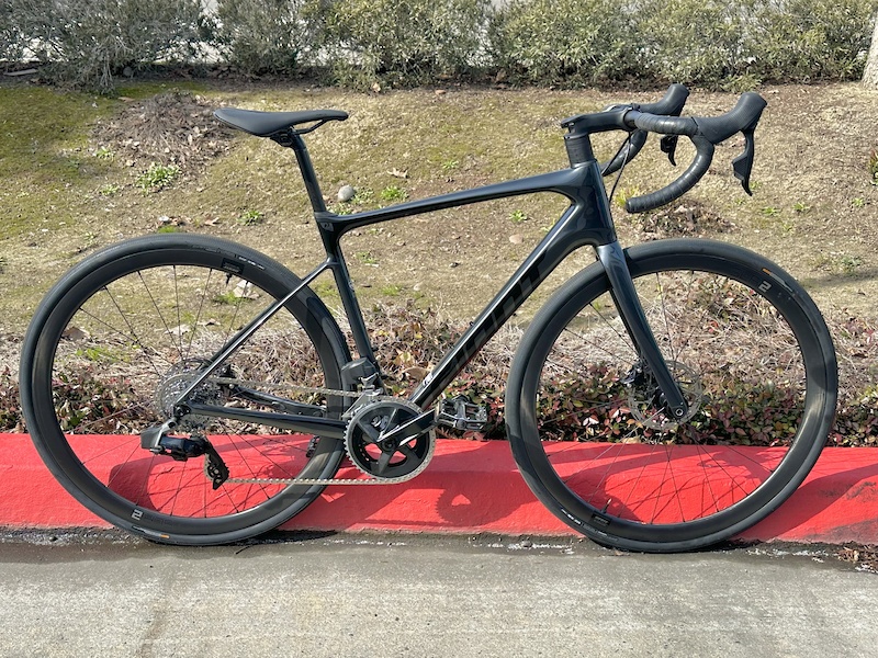 2022 Giant Defy Advanced Pro 2 AX Medium For Sale