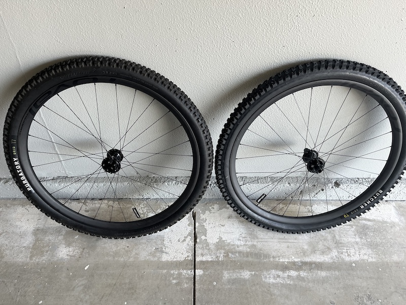 2022 Specialized Roval Traverse Carbon Wheels - 29 For Sale