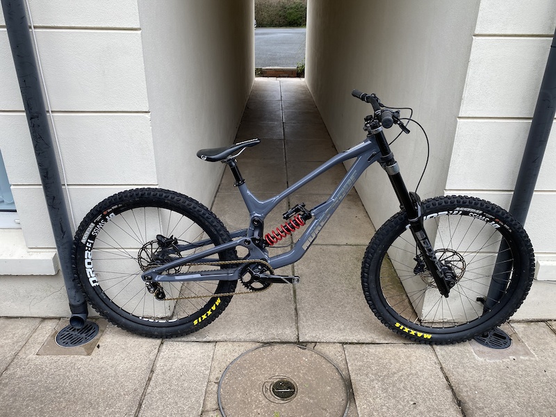 2023 Nukeproof Dissent 275 Medium For Sale