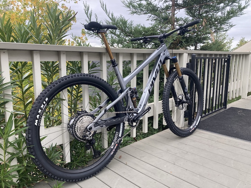 2022 Pivot 429 XL For Sale