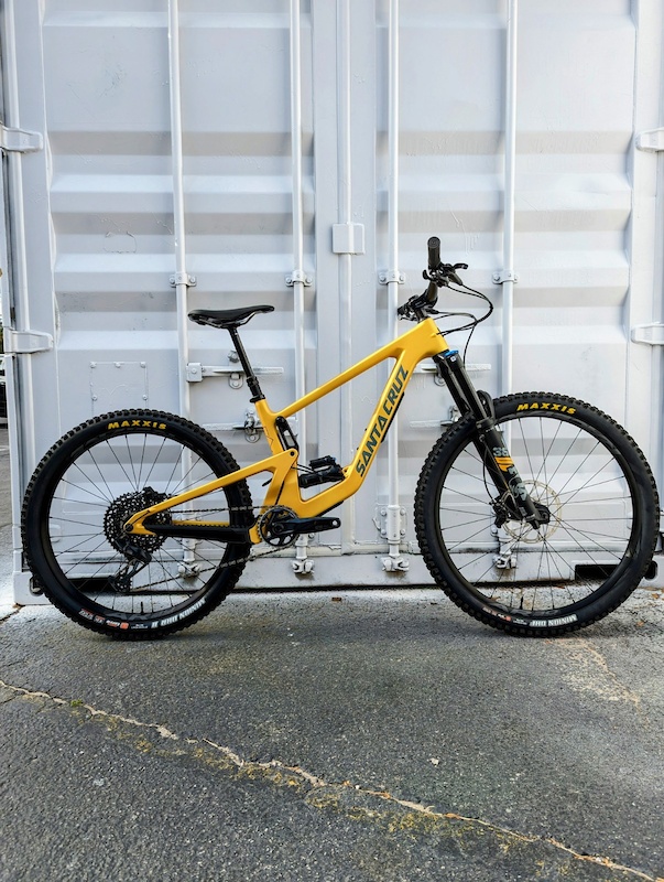 2022 Santa Cruz Bronson C MX Medium, Gold, S build - OBO For Sale