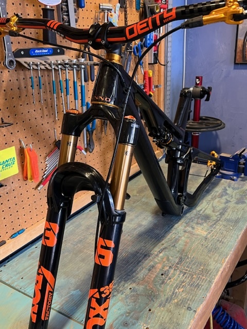 2018 Reduced! Unno Dash No. 9/50 frame For Sale