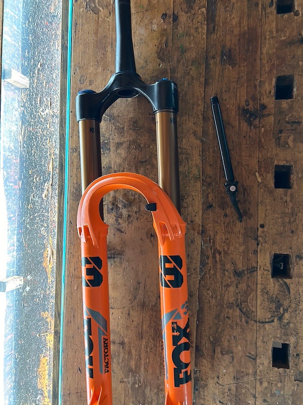 2021 Fox 38 Factory Kashima For Sale