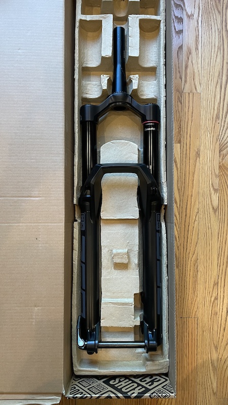 2023 RockShox ZEB Charger R 170mm Suspension Fork (29") For Sale