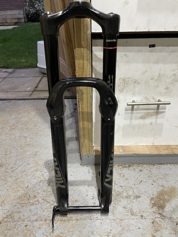 2020 Rock Shox Lyrik select with c1 upgrade 170mm For Sale