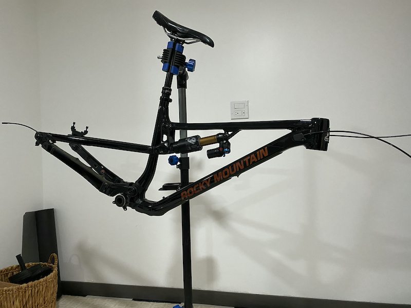 2021 Rocky Mountain Altitude Frame (alloy, medium) For Sale